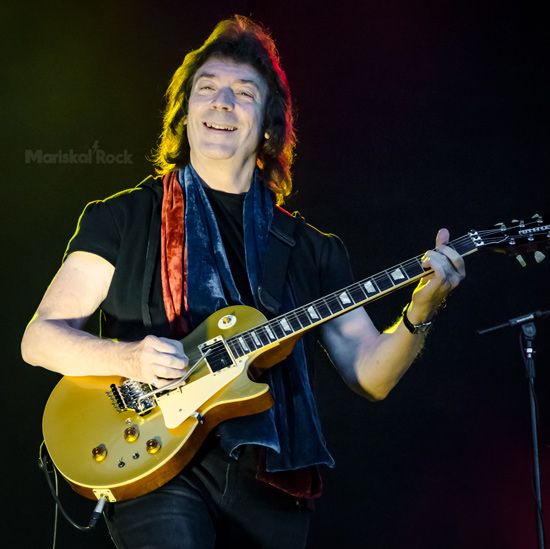 Crónica de Steve Hackett (Genesis Revisited): Progresivo emocionante