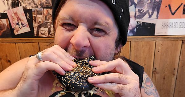 El hombre que echó al McDonalds de Islandia crea la primera "Death ...