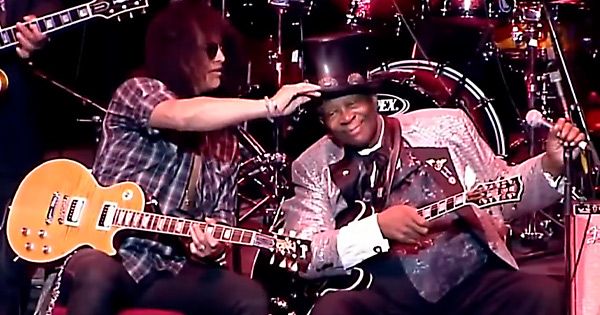 Cuando Slash (Guns N' Roses) tocó con B.B. King: "La primera vez estaba ...