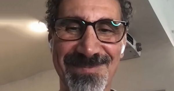 Serj Tankian abre la puerta a una nueva gira de System of a Down, pero ...