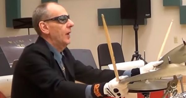 Muere Dennis Thompson, único miembro de la formación clásica de MC5 que ...