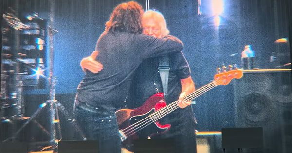 Geezer Butler (Black Sabbath) vuelve a tocar “Paranoid” en directo ...